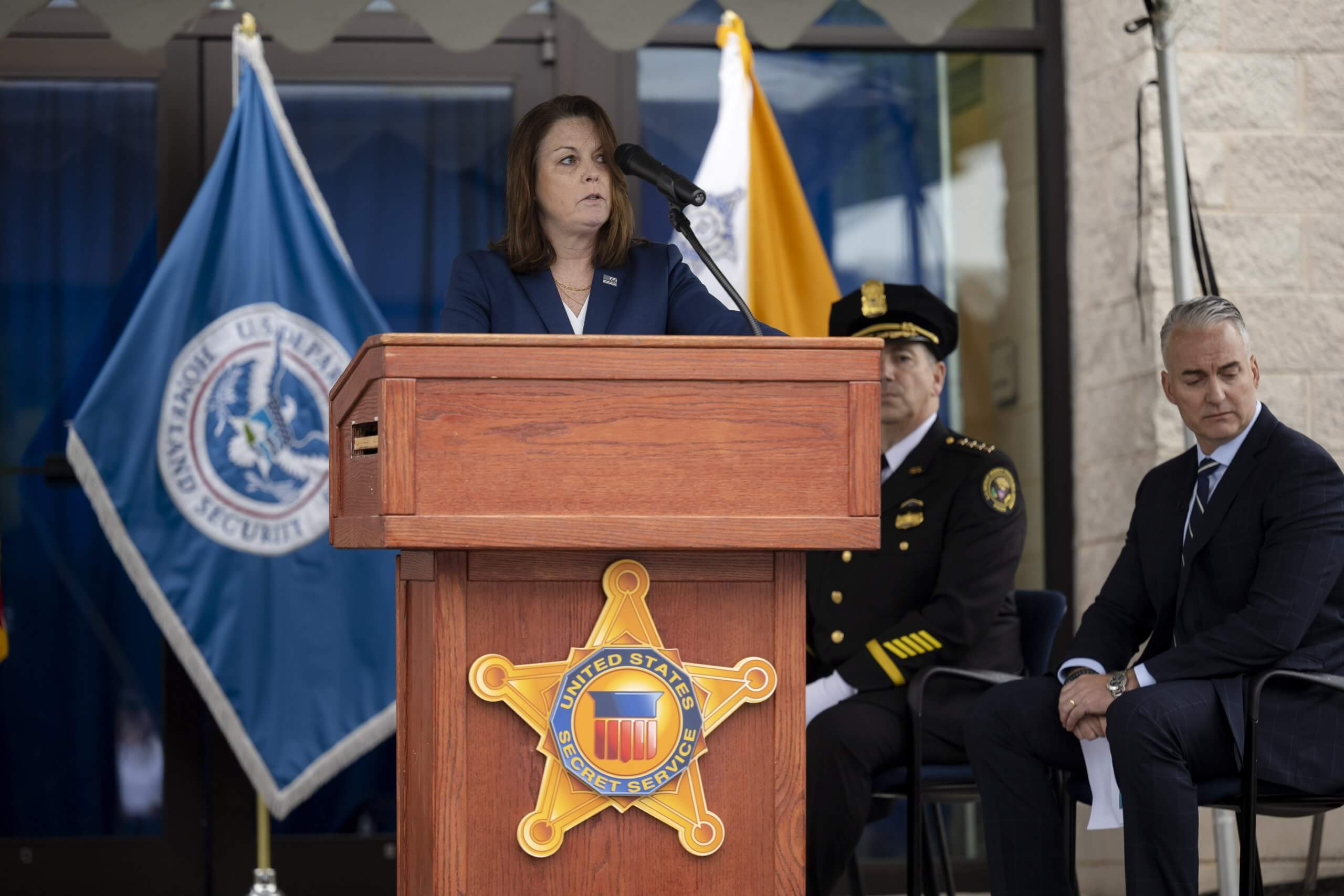 Secret Service Chief Faces Mounting Pressure to Resign - The Foreign ...
