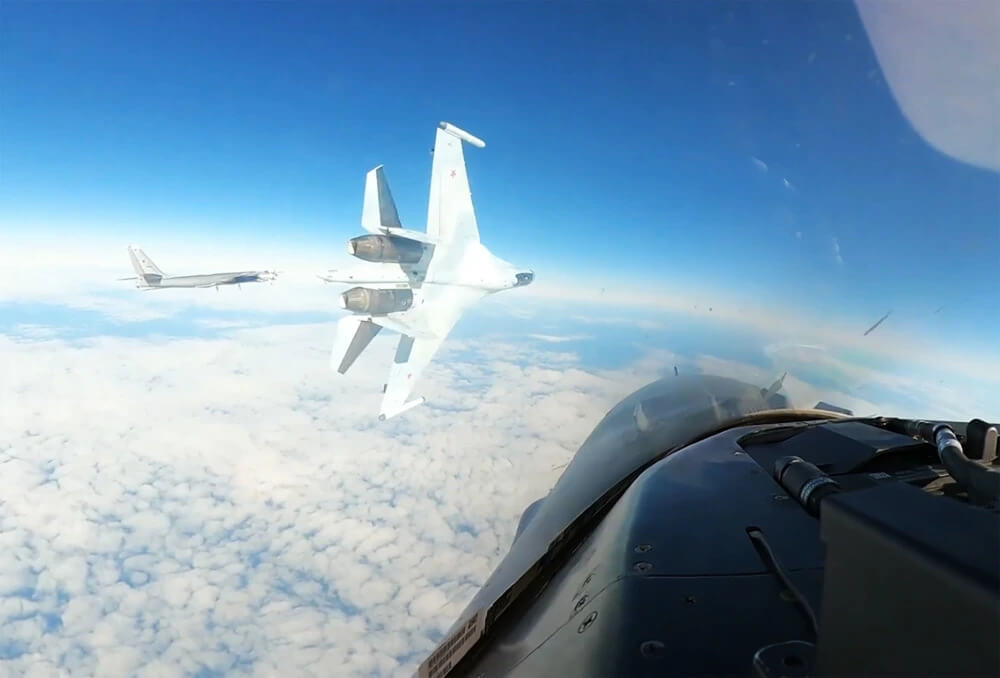 Russian Military Jet Conducts Dangerous Maneuver Near U.S. Aircraft ...